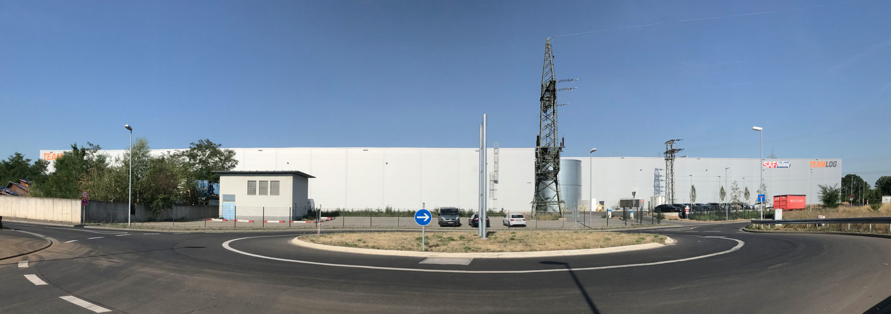 bayernhafen - Teamlog opens new logistics centre for SAF-Holland